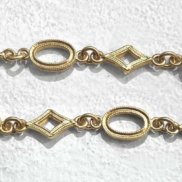 MILLEGRAIN DIAMOND SHAPED / OVAL SHAPED LINK CHAIN 18k Yellow Gold ...